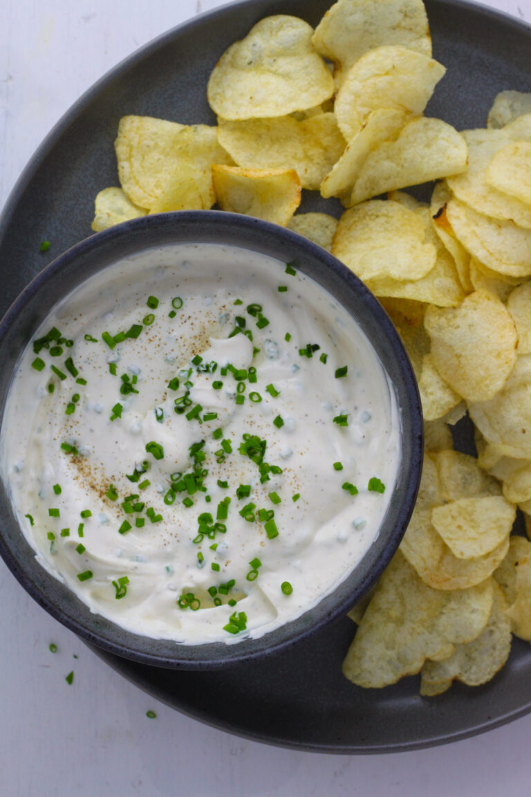 Easy Sour Cream and Chive Dip - The Real Recipes