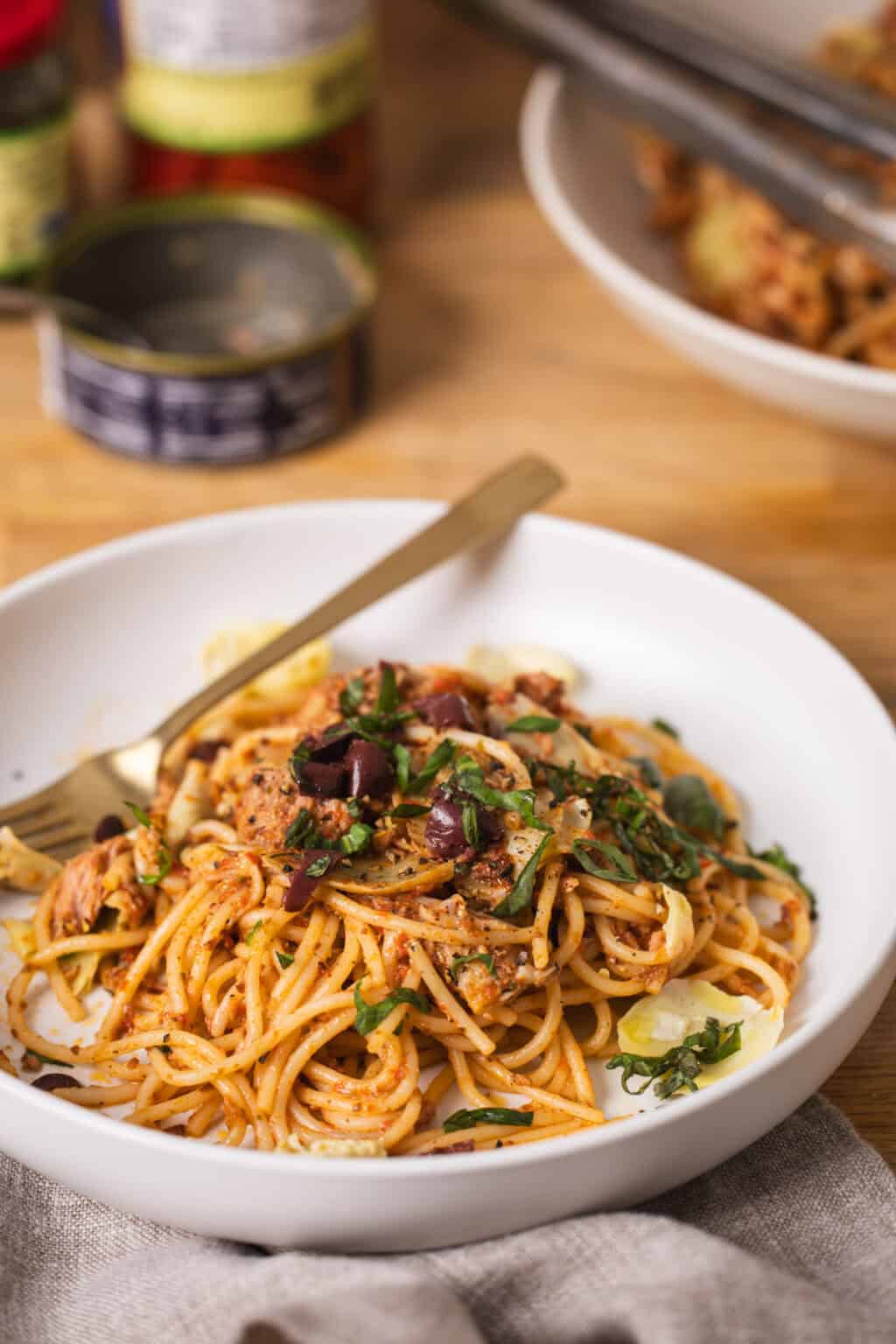 Pantry Pasta with Canned Tuna - The Real Recipes